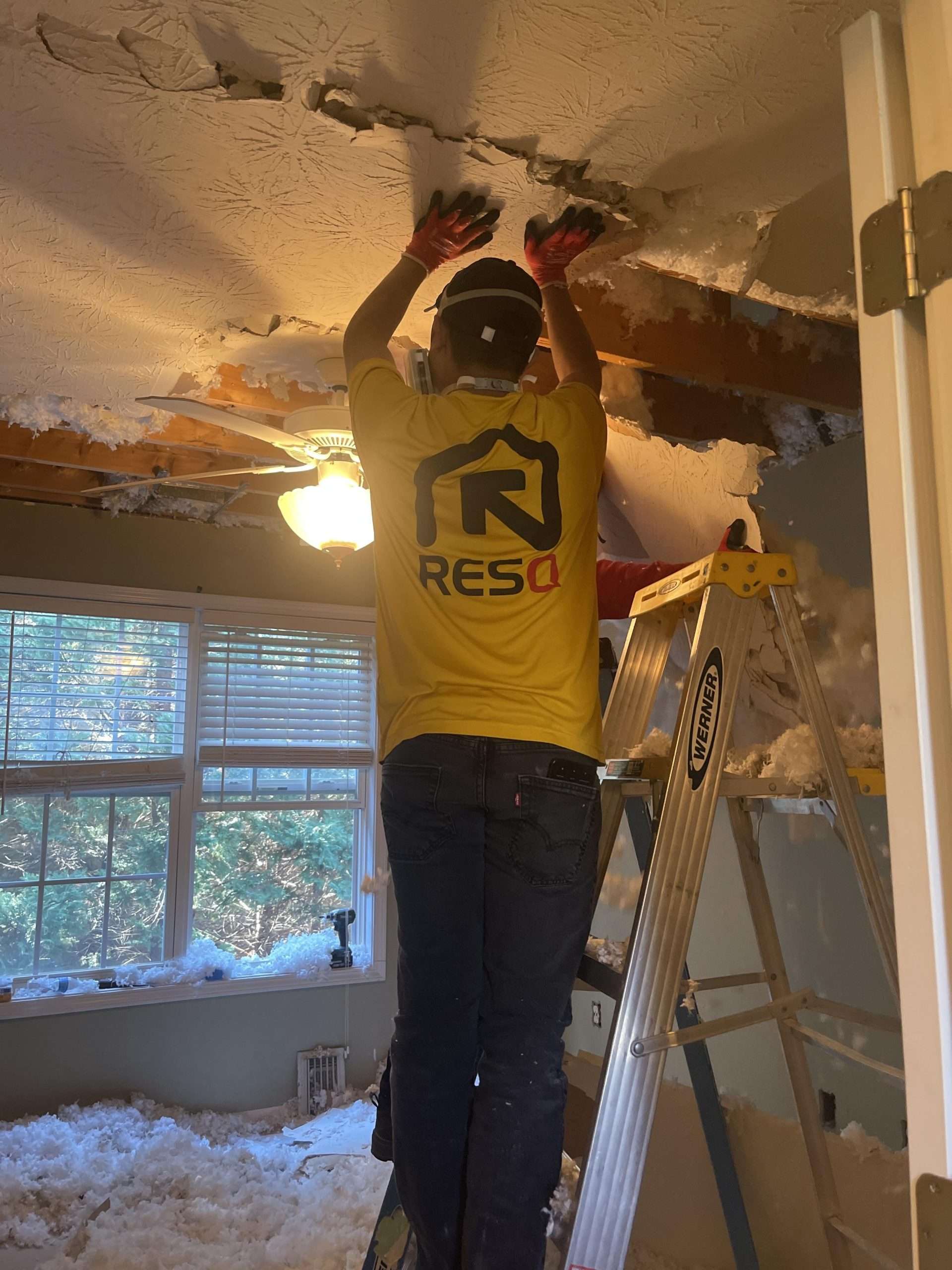 How to Stop Ceiling Leaks: Actions for Ceiling Water Damage